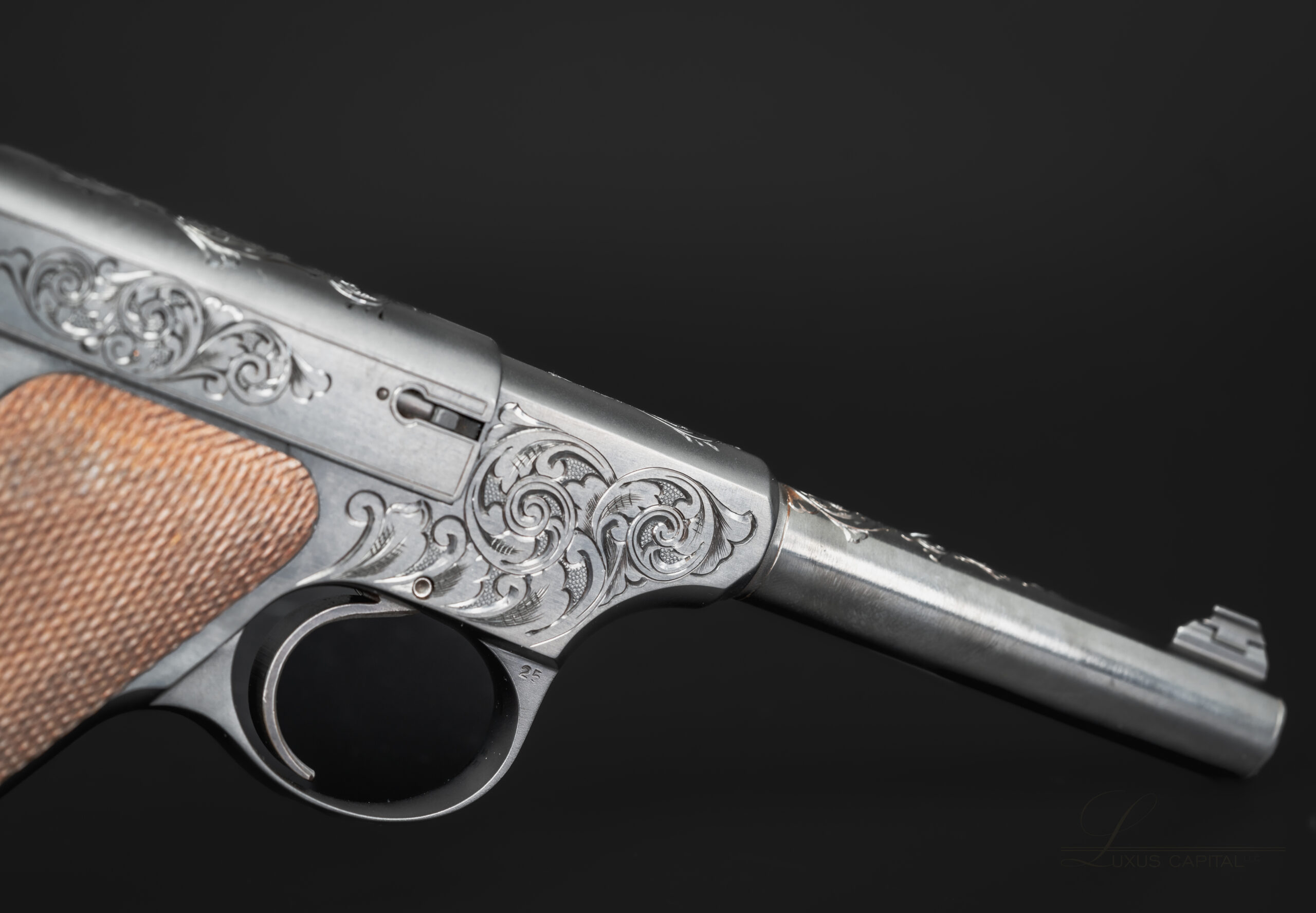 1937 Colt Woodsman Sport Engraved by Sherwood | Luxus Capital