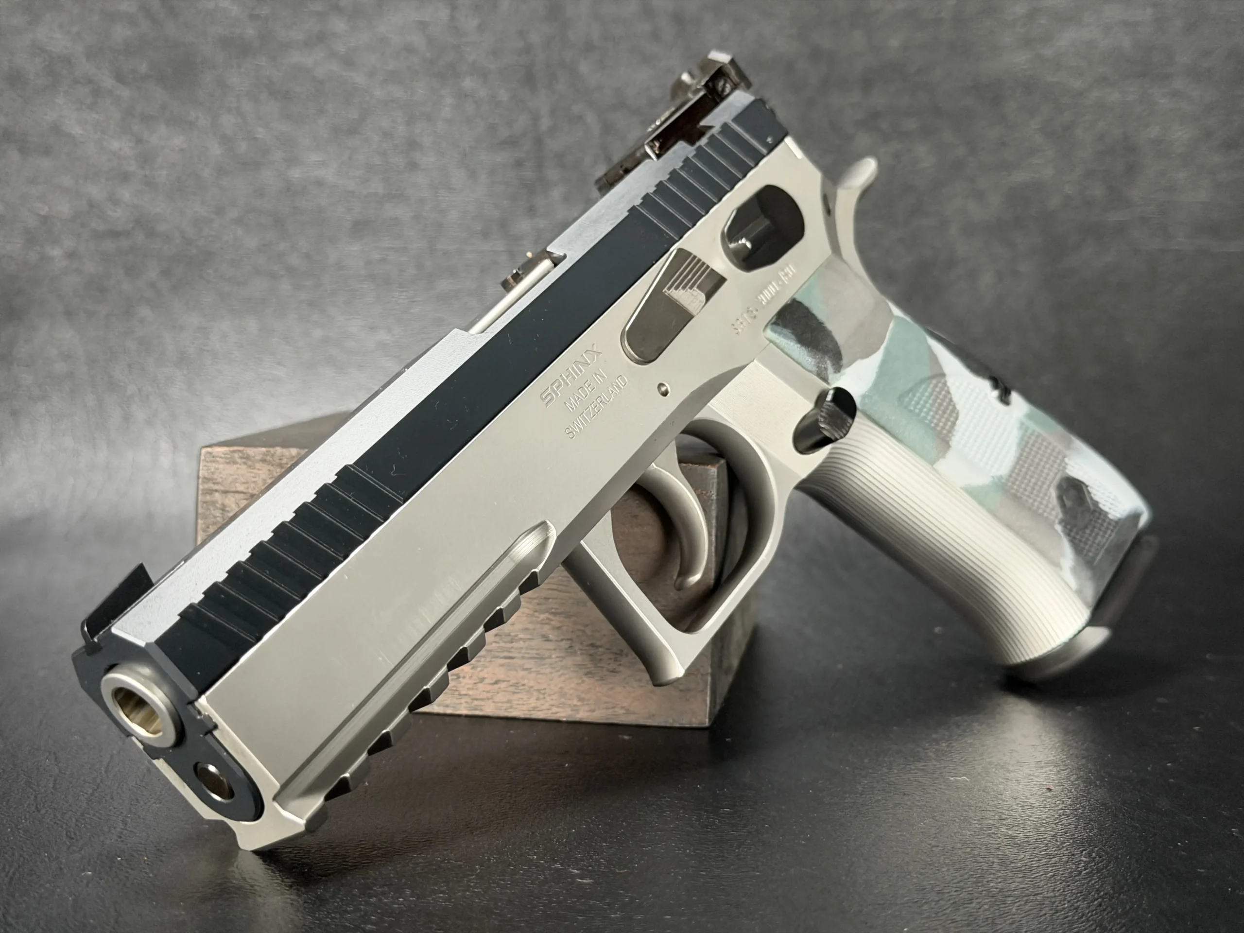 Sphinx Model 3000: A Masterpiece of Precision